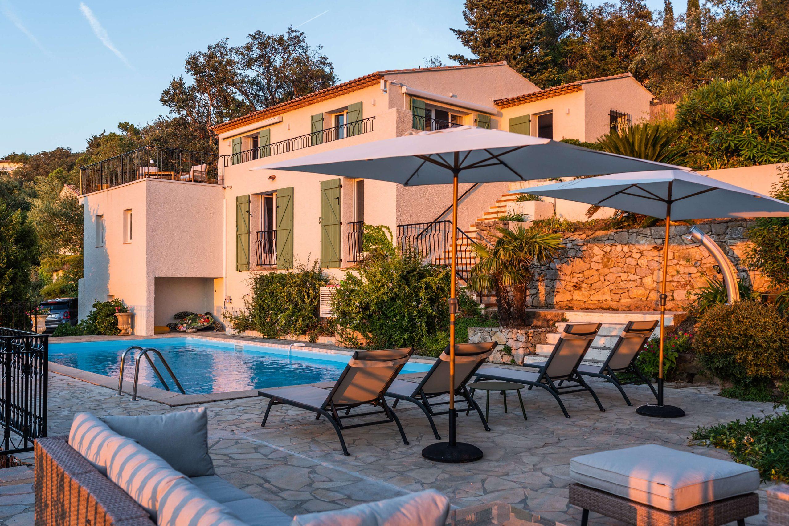 Family house in the Côte d'Azur | Holiday rental | Pool & Seaview